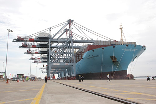 Cai Mep - Thi Vai port system: Opportunity to be a regional center