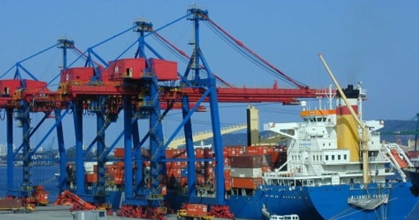 Brazil: Hiện đại hóa cảng biển và thu hút nhân tài