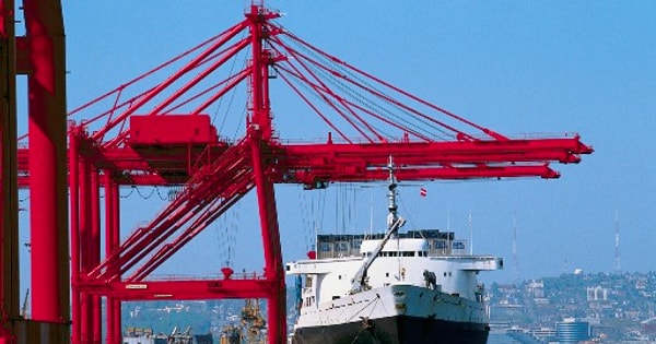 Phát triển hệ thống cảng biển, bài toán lớn!