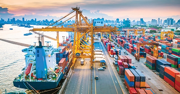 Kết nối các phương thức vận tải, nâng cao năng lực vận tải biển