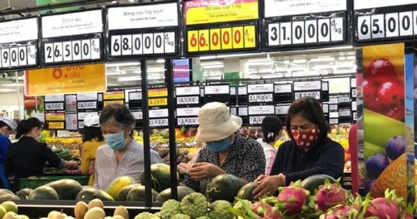 Doanh thu bán lẻ hàng hóa tháng 11 tăng 13,2%